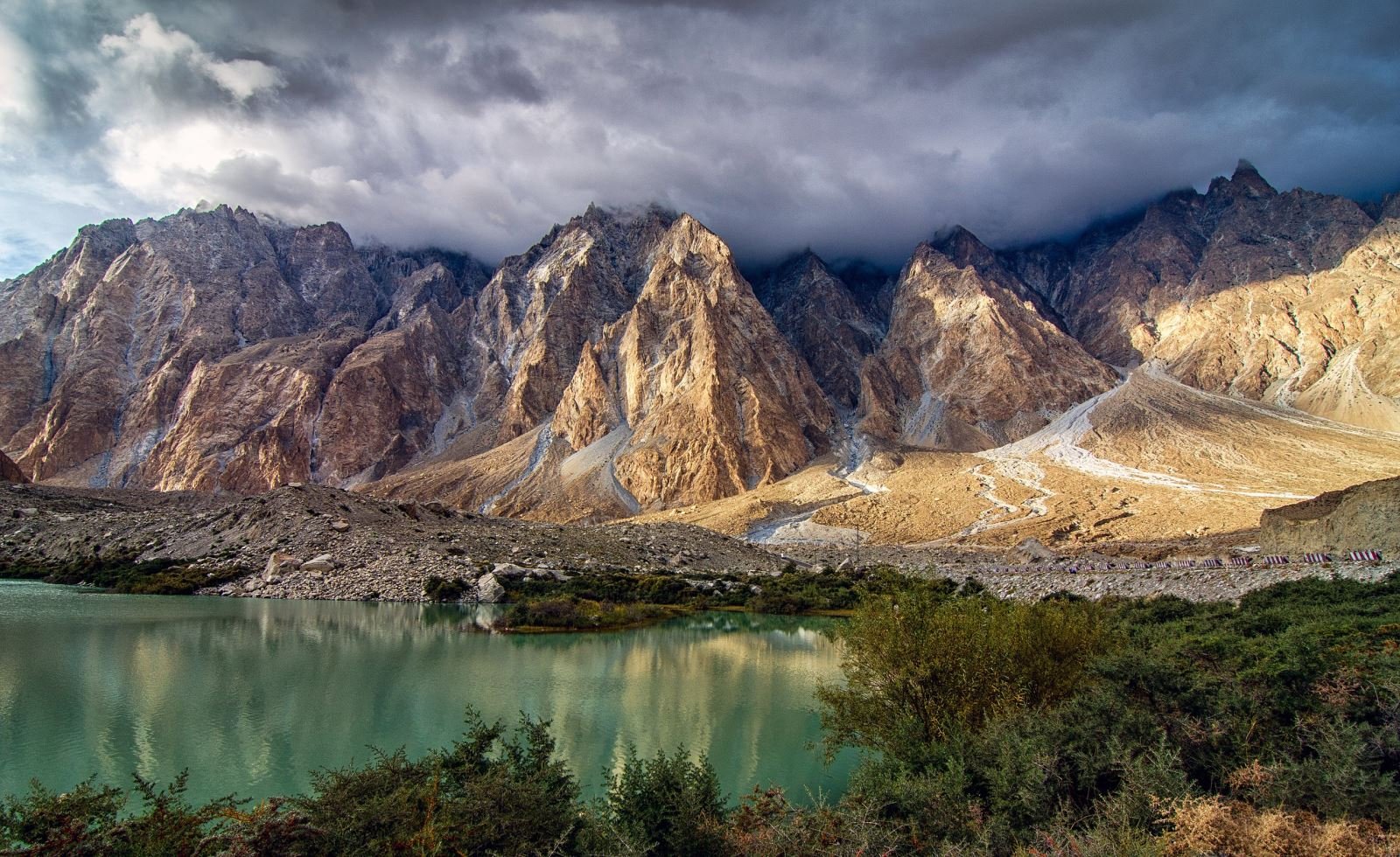 Passu Cones | Hunza Valley | Ultimate Guide 2025